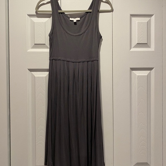 Dresses | Gray Soft Flowy Dress | Poshmark